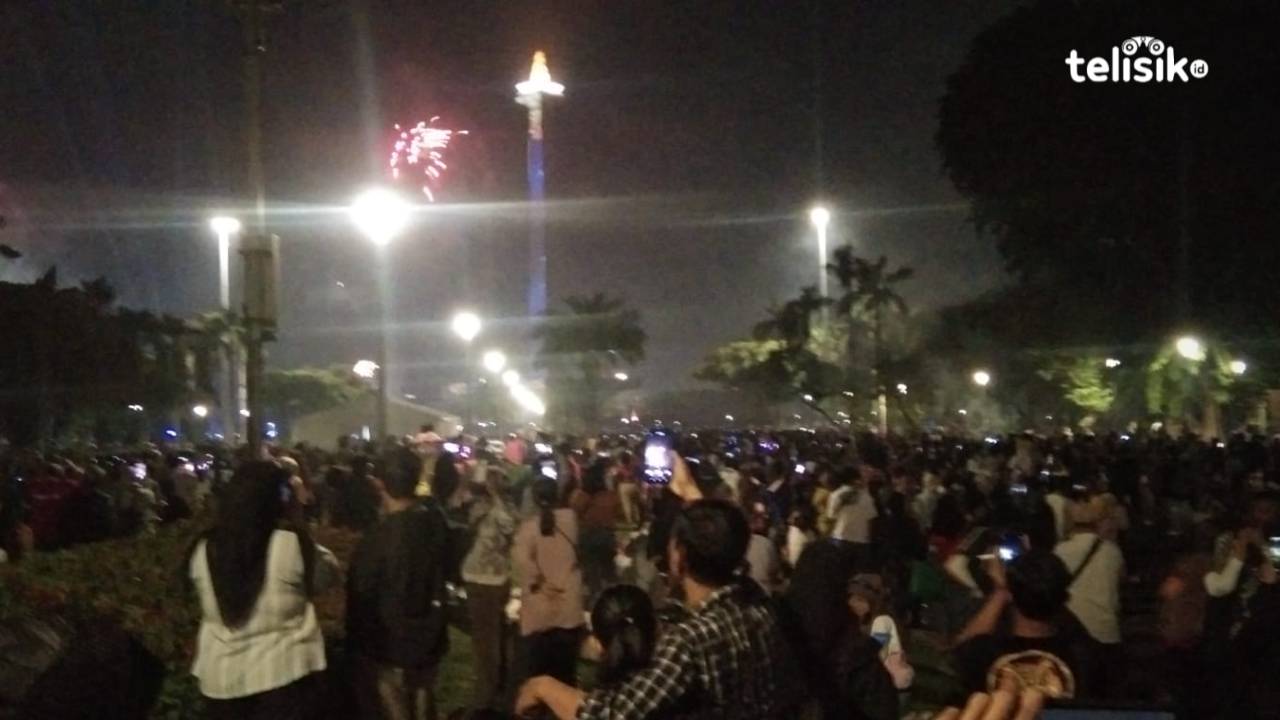 Sambut Tahun 2024, 500 Drone Bentuk Konfigurasi Garuda di Bundaran HI, Monas Pesta Kembang Api ...