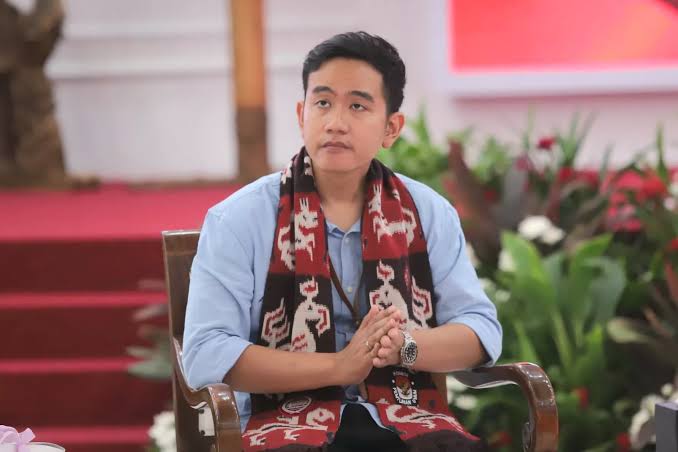 Sosok Gibran Rakabuming Raka Cawapres Milenial Yang Penuh Kontroversi